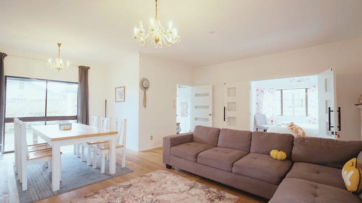 Cosy 6br/6ba Redwoods Lodge | Rotorua - Rotorua