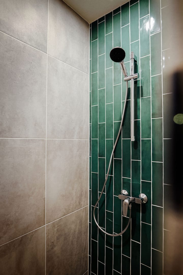 Neu Renoviert I Zentrale Eg-wohnung I 4 Pers. - Weißenfels