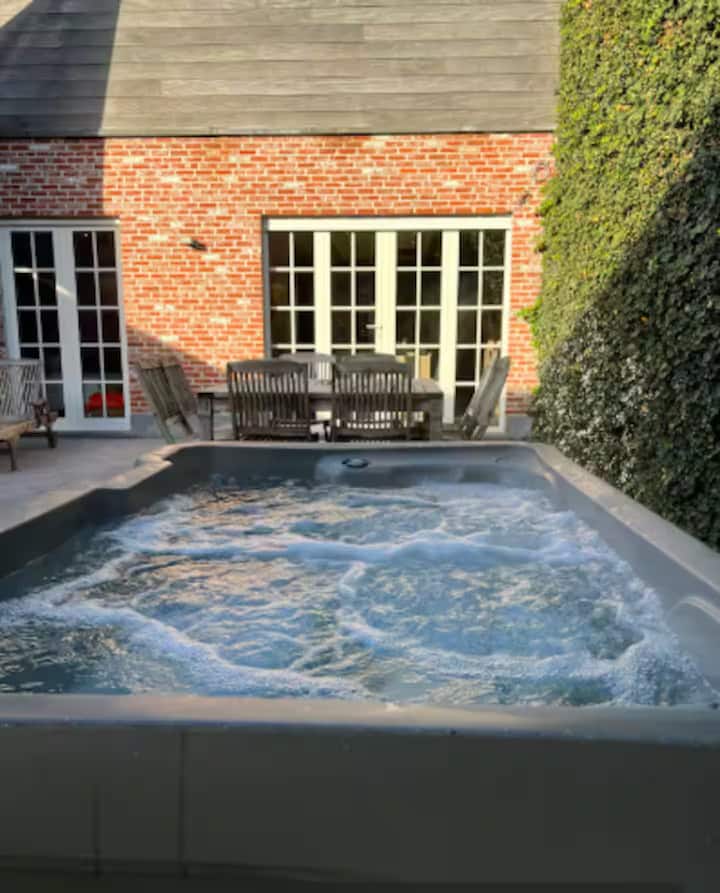 Jacuzzi & Sauna Luxeverblijf - Tielt