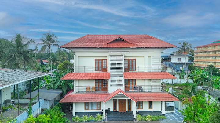Lakeside Retreat Near Houseboat & Boat Race Point - Alappuzha