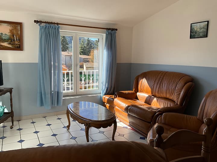 Appartement Avec Terrasse, Quartier Calme ! - Saint-André-les-Alpes