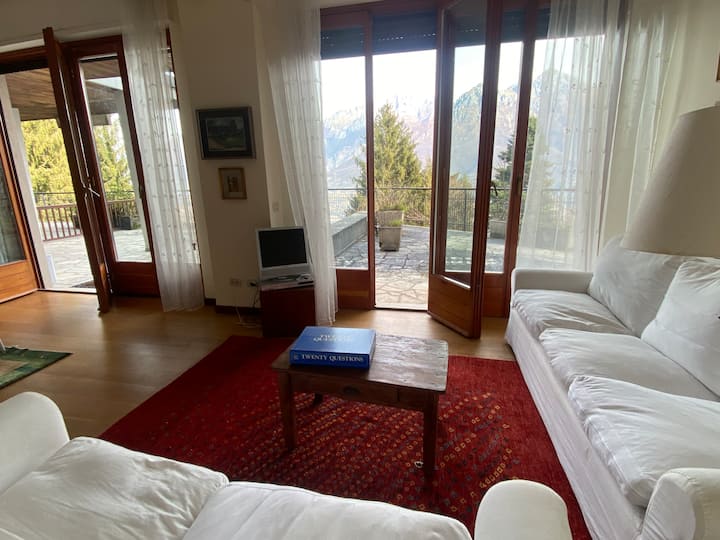 Lake View Apartment With Large Terrace - No Stairs - Abbadia Lariana