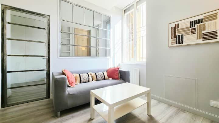 T2 De 37m² Au Calme Proche Métro D - Lyon