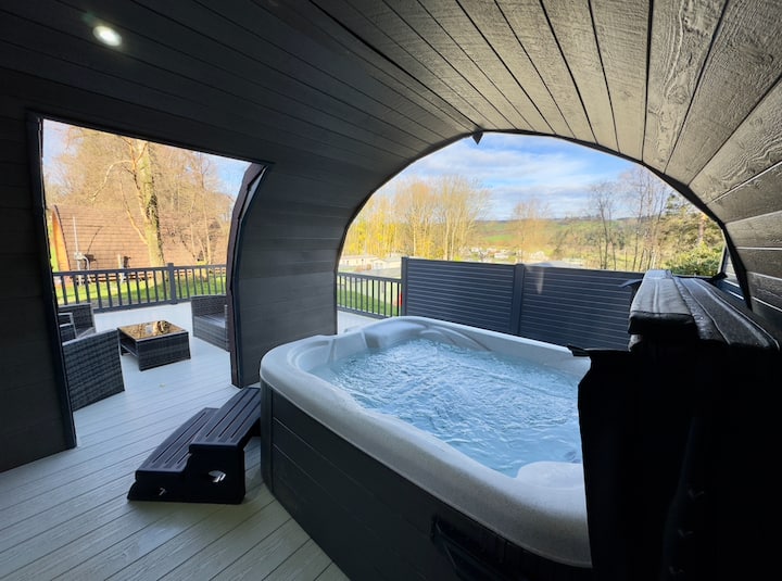 Ayrshire Views Premium Pod With Covered Hot Tub - Ayrshire