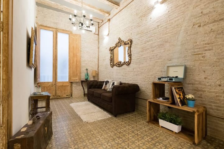 Vintage Style Flat Old Town Ac/wifi - Barcelona