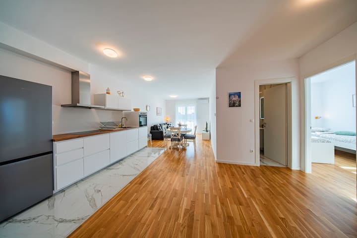 Flex Selfcheckins 191 /2 Bedrooms/ Parking /Loggia - Zagreb