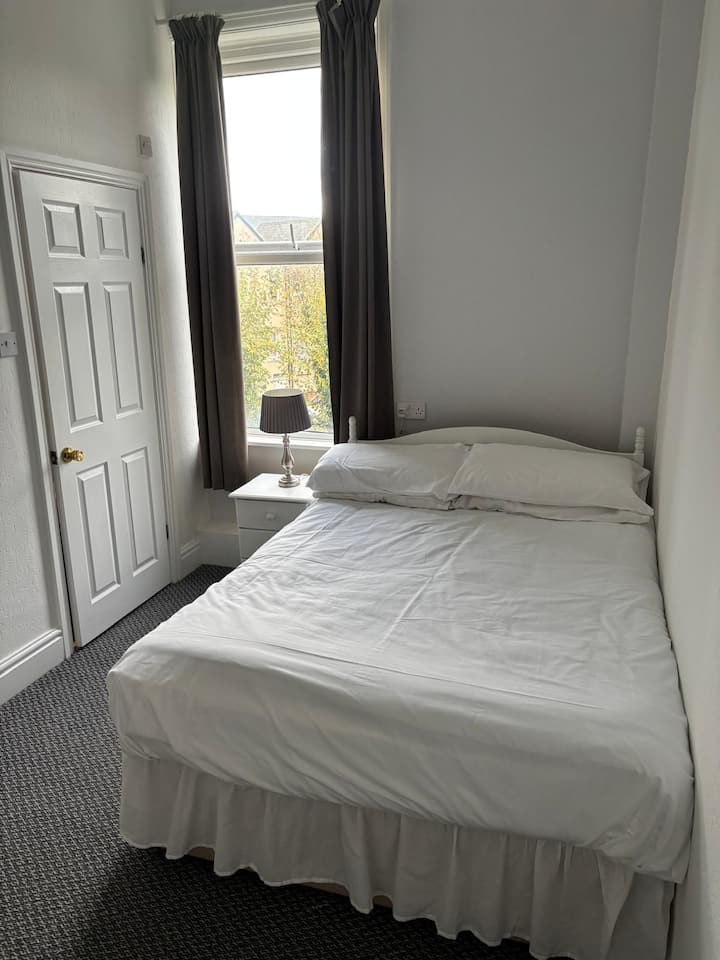 Double Ensuite Room - Preston
