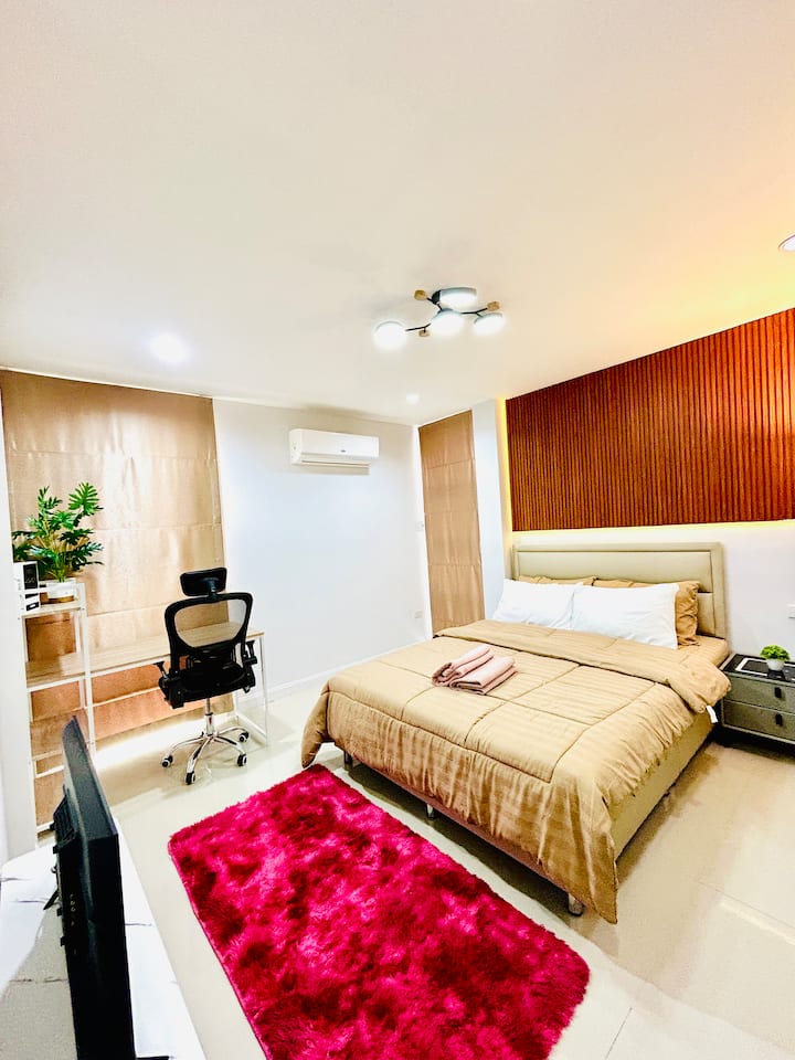 B2 Vibe Villa Phuket Cozy Shared Villa - Phuket district, Thailand