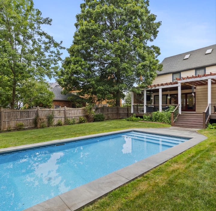 The Downtown Oasis – West Hartford - Hartford, CT