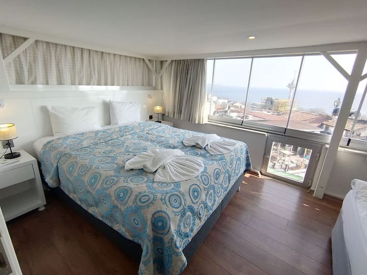 Antique Seaview Triple With Breakfast - İstanbul