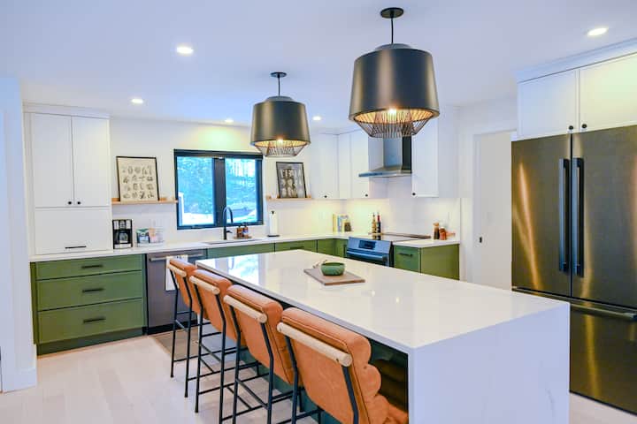 Skog & Snø Stowe - Modern Scandi Ski Town Retreat - Stowe, VT