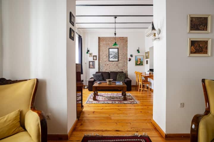 Authentic Galata Tower Central 2bd/2bath Home #411 - Karaköy