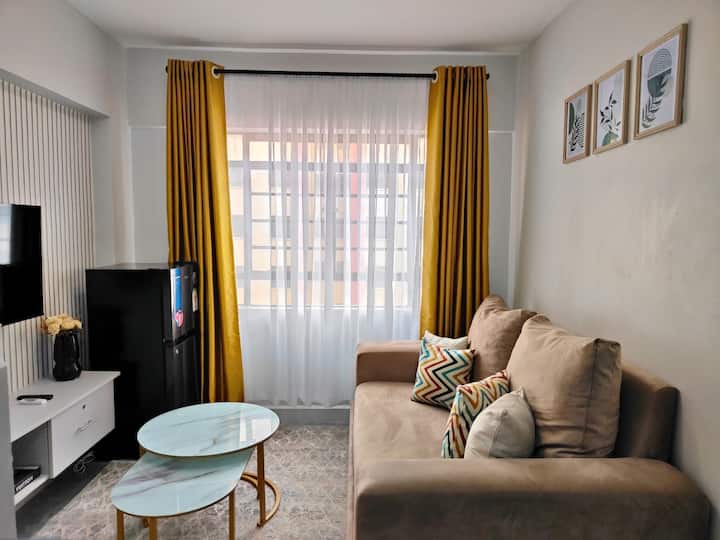 Chic 1br W Sofa Bed & Washer | Near United Mall - Kisumu
