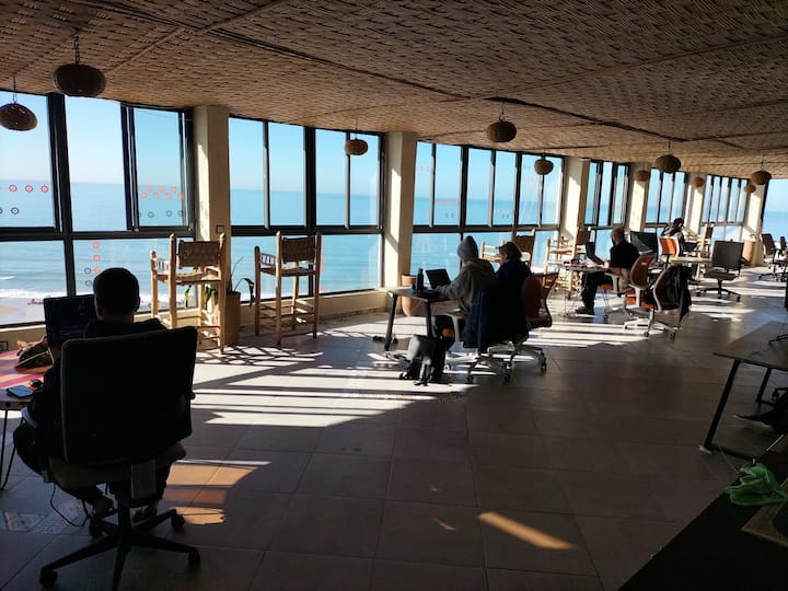 Adventure Keys Surf Co-work Yoga - Taghazout