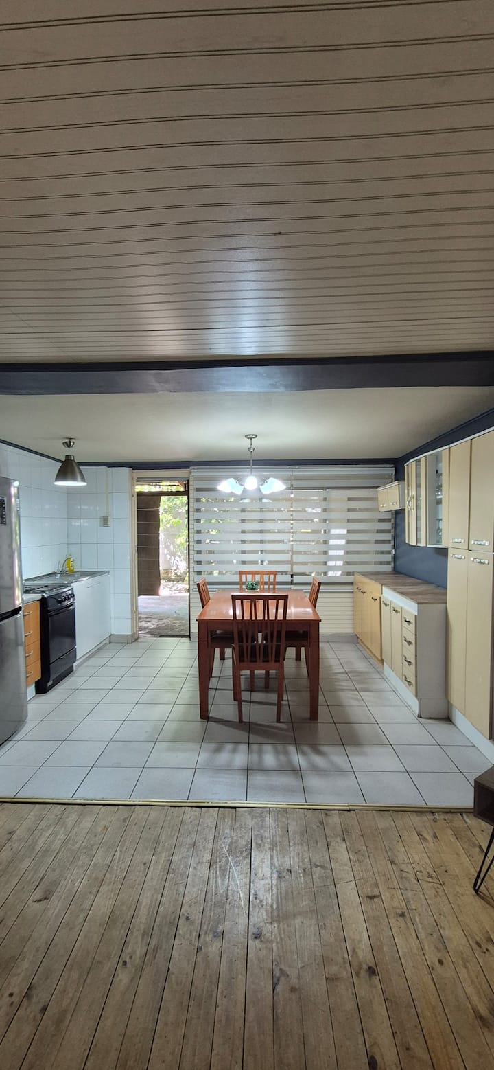 Casa A Pasos Del Centro De Talca. - Talca