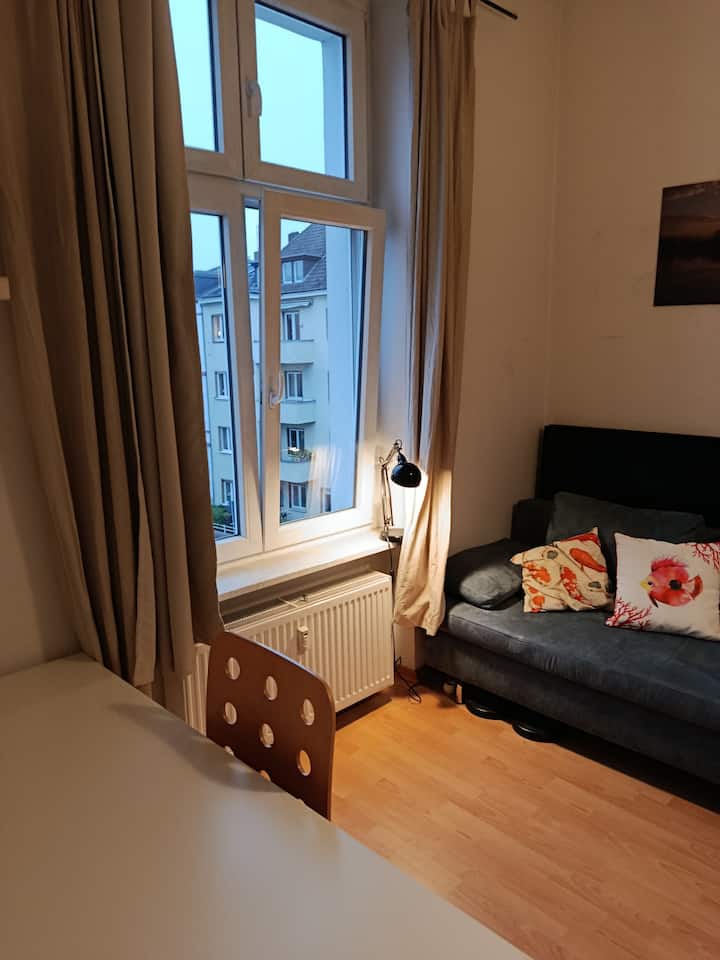 Schöne Wohnung In Bonner Südstadt - Bonn