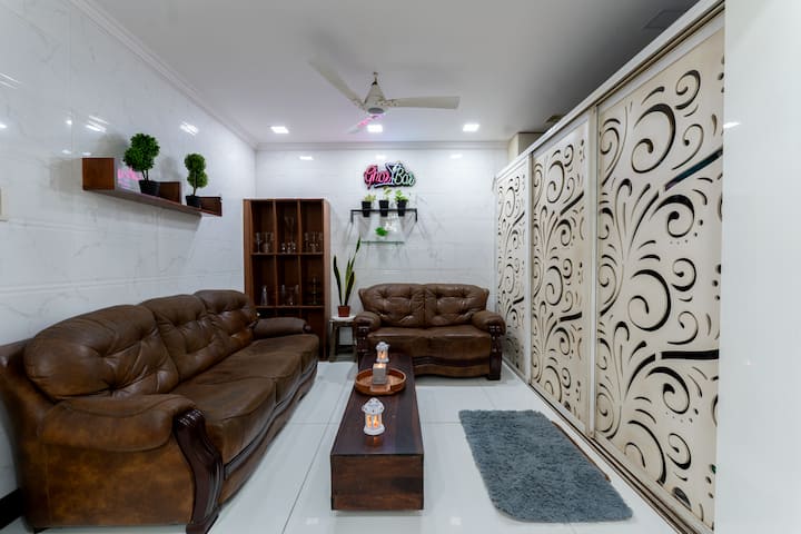 Pearl Palace 4-br Luxury Villa W/ Private Theatre - Mumbai