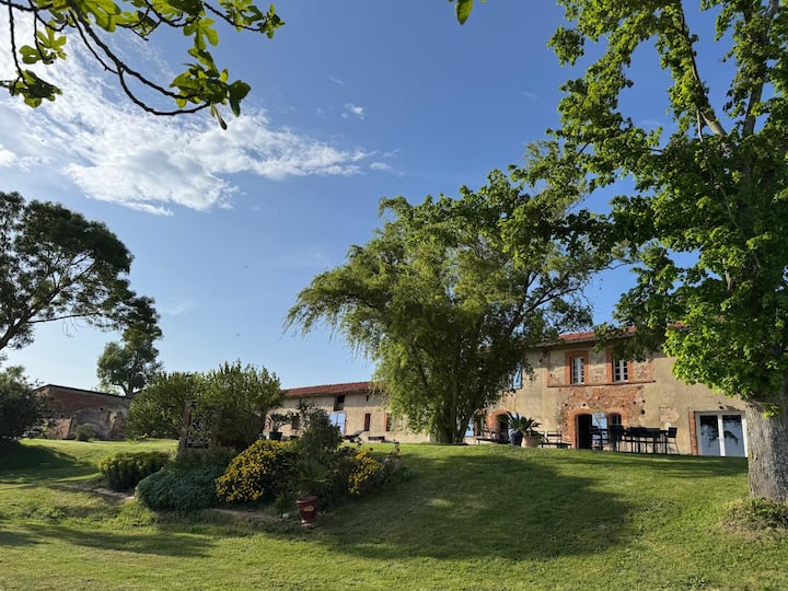 Gîte 4 Places Tout éQuipé Vue Imprenable Pyrénées - Auterive