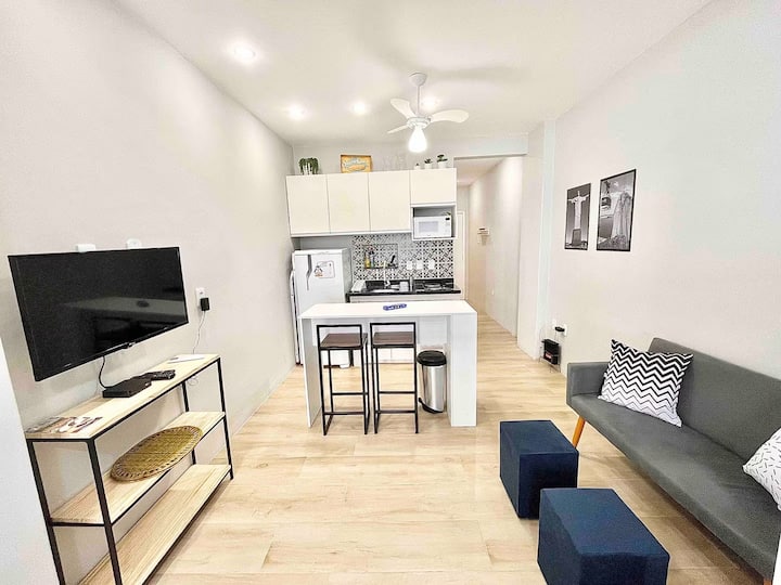 Copacabana Spot | Up To 4 Guests Near The Beach - Rio de Janeiro