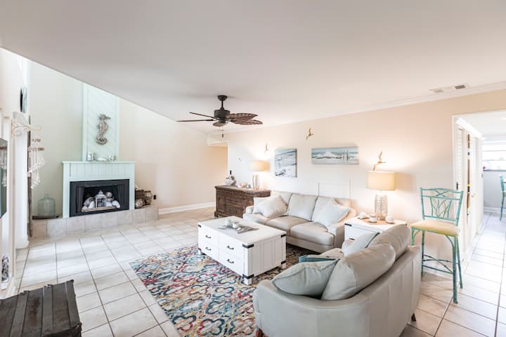 Coastal Townhouse With A Beautiful View! - Burnt Store Marina