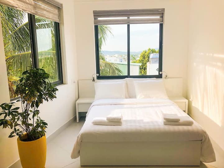 Budget Hilltop Room In The Heart Of Phuquoc - Phú Quốc