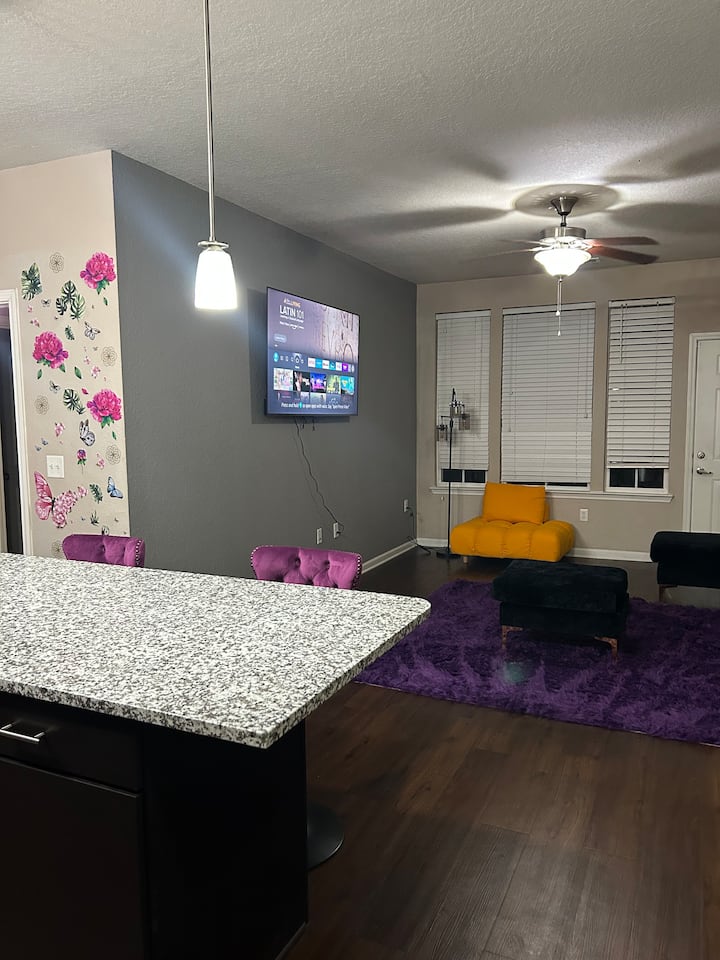 Spacious 2br/2ba Getaway - McDonough, GA