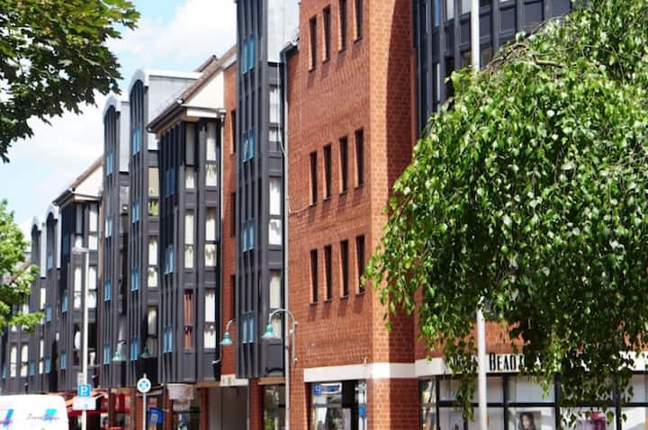 Wohnung Im Herzen Der Altstadt, Inkl. Stellplatz. - Bonn