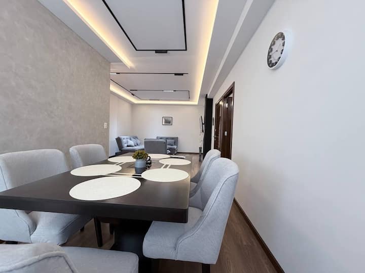 Family-friendly, With Parking, Miraflores, 3 Bed, 2 Bath - La Paz