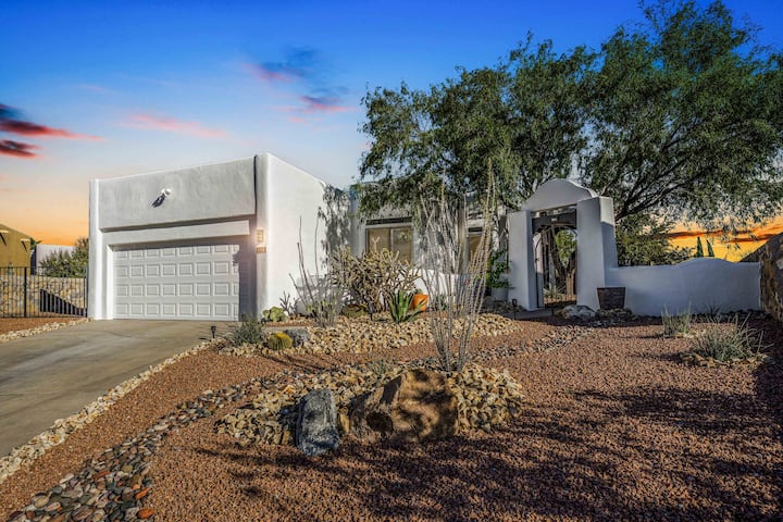 Desert Gem In Las Cruces W/vigas & Southwest Flair - Las Cruces, NM