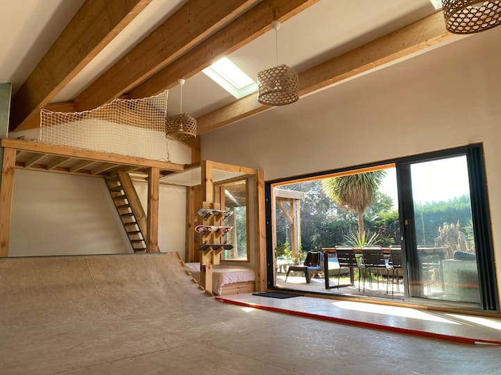 Véritable Skatehouse, Confortable Et Bien Située - Saubion