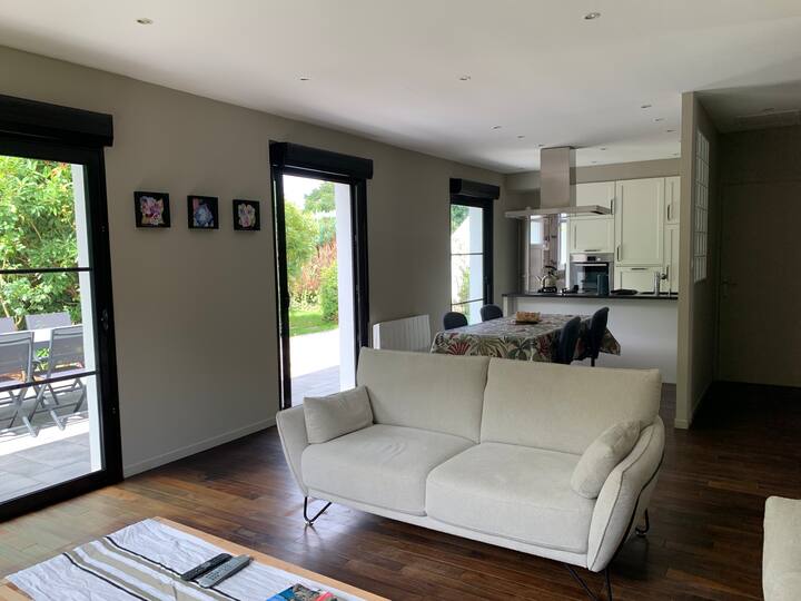 Une Maison Et Son Jardin à 3 Km D’une Belle Plage - Cléder