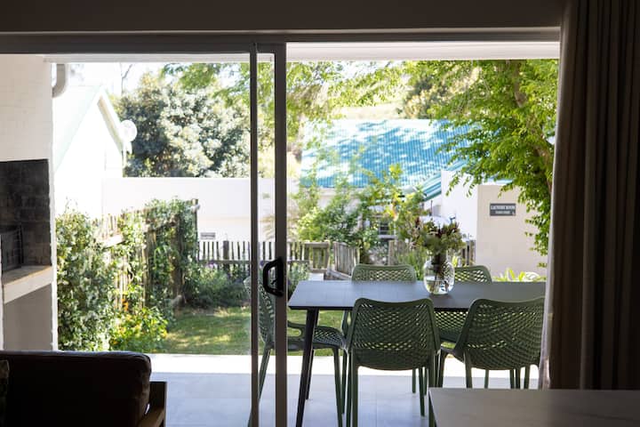 Patryssenvalleij Cottage 5 - Guinea Fowl - Stellenbosch