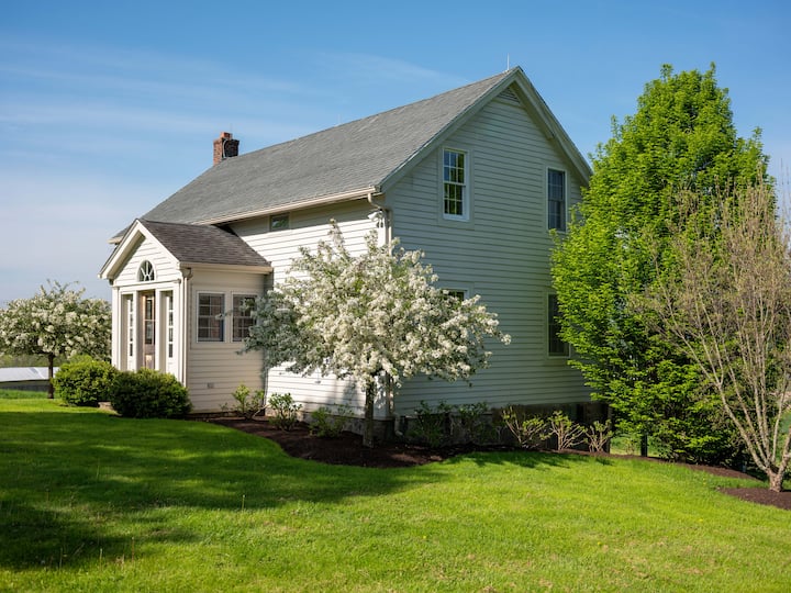 Romantic Cottage With Breathtaking Views! - Housatonic Meadows State Park, Sharon