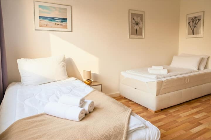 Hochwertig Ausgestattetes 5-personen Apartment - Leuna