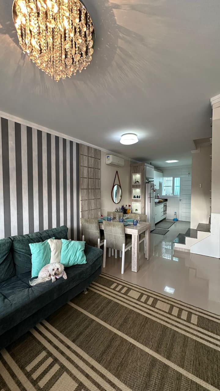 Sobrado Pet Friendly Com 2 Suítes E Churrasqueira - Tramandaí