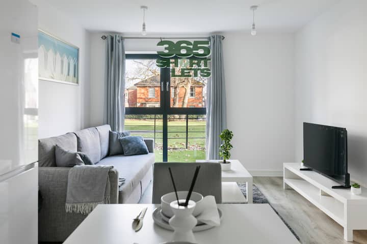 Professionals | Derby | Early Booking | 1 Bedroom - Derby