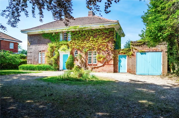 Spacious 4 Bedroom Detached Home In Iffley Village - Oxford