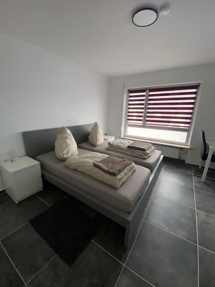 Moderne 2 Zimmer Küche Bad Wohnung Im Zentrum - Merzig