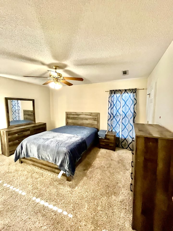 Azalea Place Private Suite - Orangeburg, SC