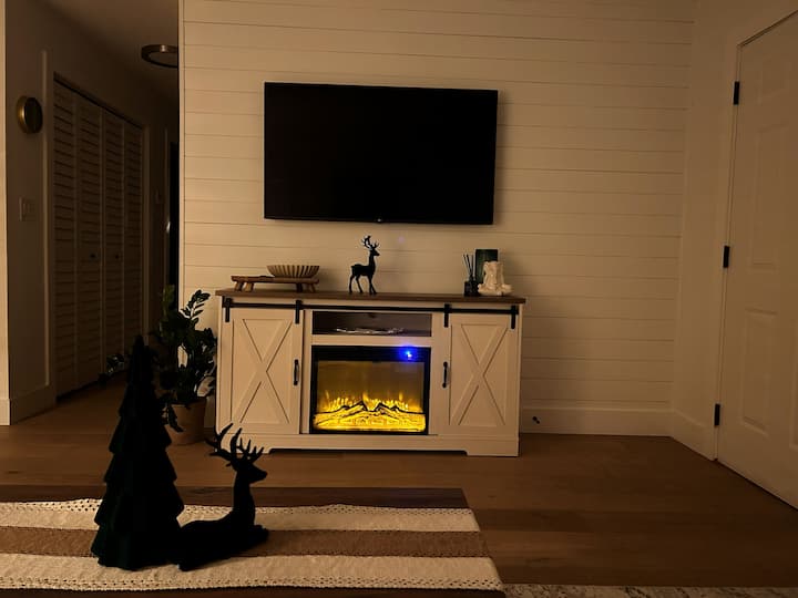 Charming Beach Cottage W/ Hot Tub-1 Mile To Gulf! - Naples, FL