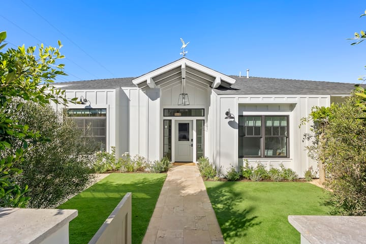 Brand New Luxury Coastal Beach House - Del Mar, CA