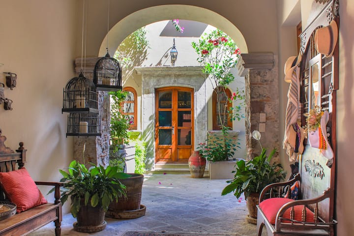 Casa De Lujo Con Jacuzzi Y Ubicación Inmejorable - San Miguel de Allende