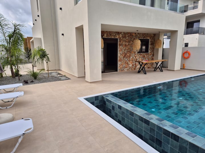 Nieuwe Villa Te Huur Nabij Faliraki - Faliraki