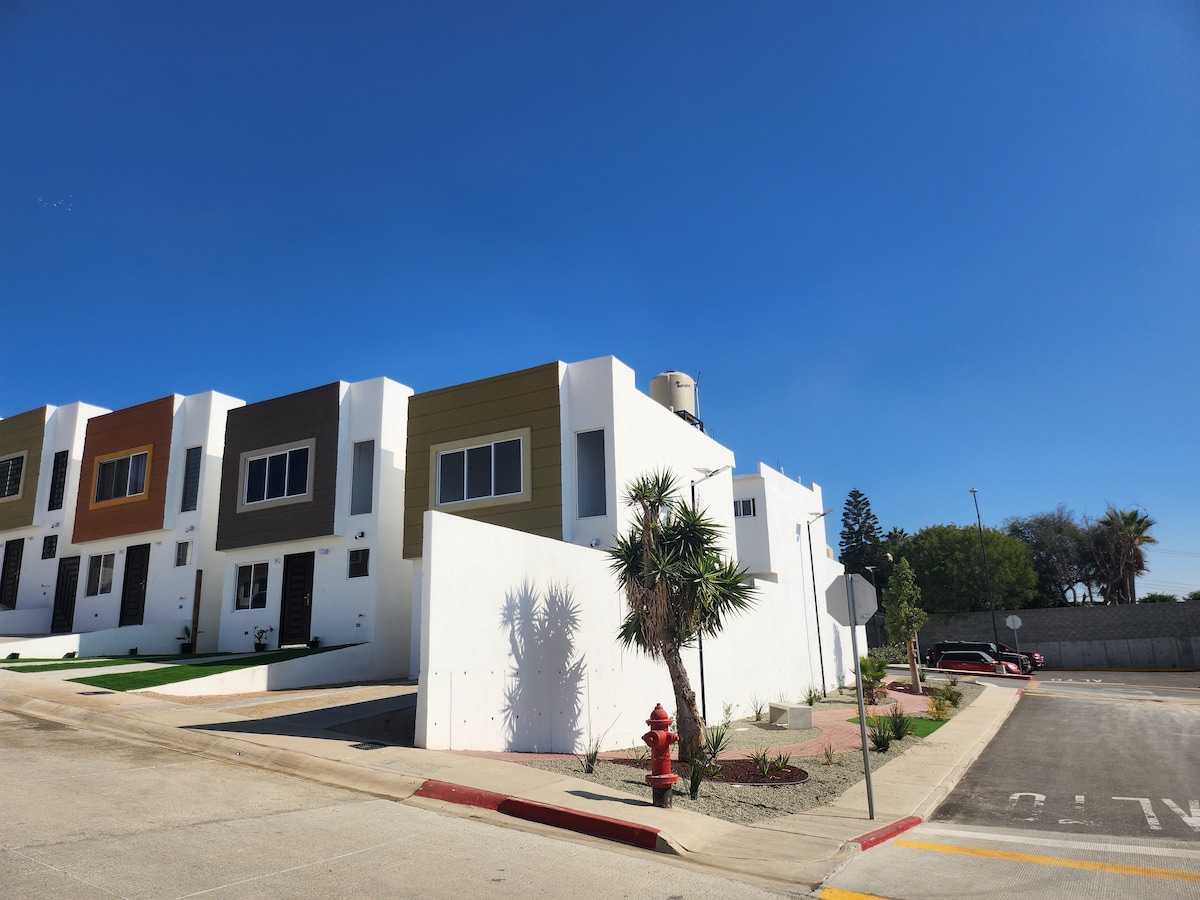ibiza house 3 min emb americana, dep courts, otay - Houses for Rent in ...