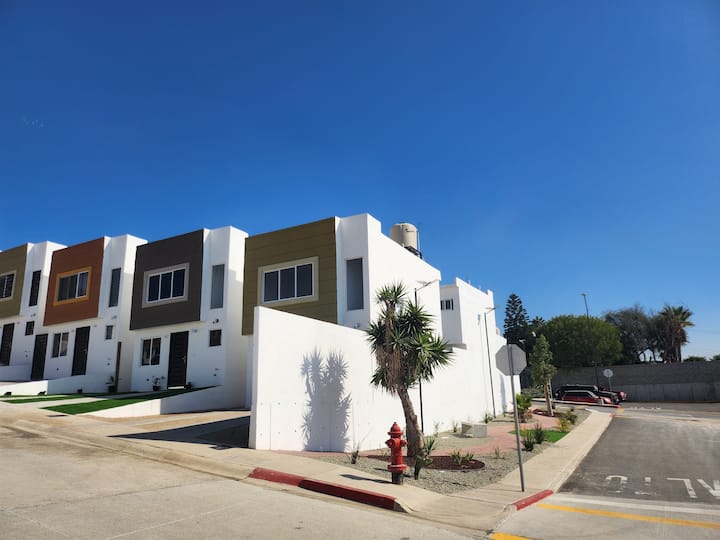 Casa Ibiza 3 Min Emb Americana, Canchas Dep, Otay - Tijuana