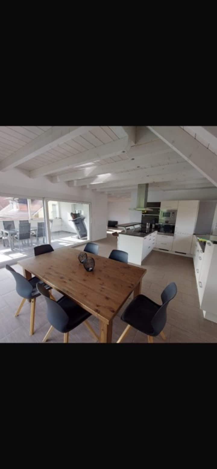 Wohnung In Köndringen
130 Qm - Reute