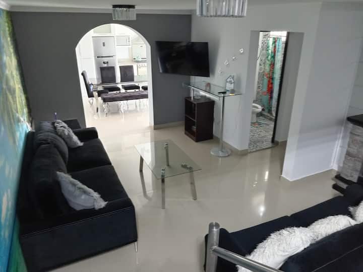 Minimalist Ocean-view! Apt 2 W/indoor Auto Garage! - Rosarito