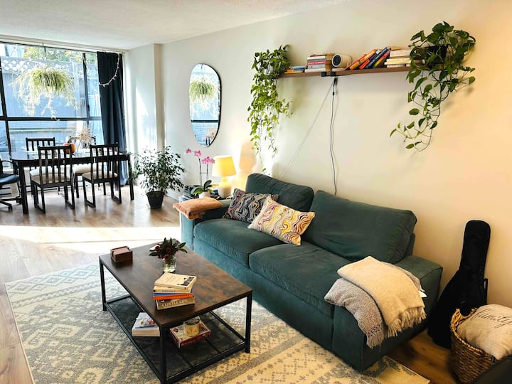 Prime Location- 1-bedroom With - Vancouver