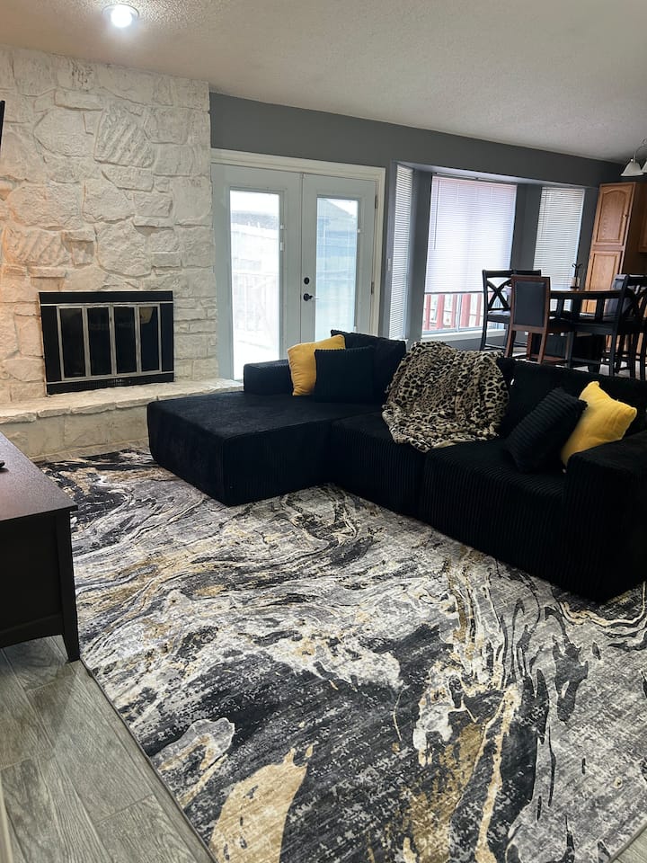 Edmond, 3 Bedr, Close To Okc, Clean, Cozy! - Edmond, OK