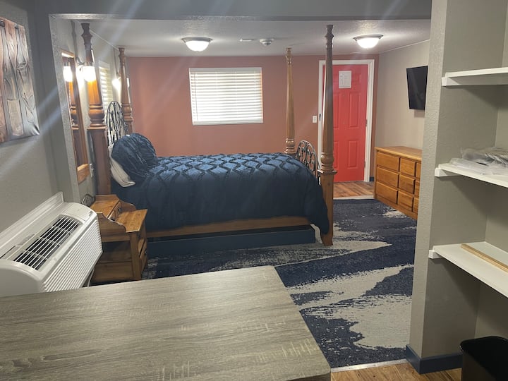 Duplex Cabin Room With A Fresh Makeover! - Lyons, CO